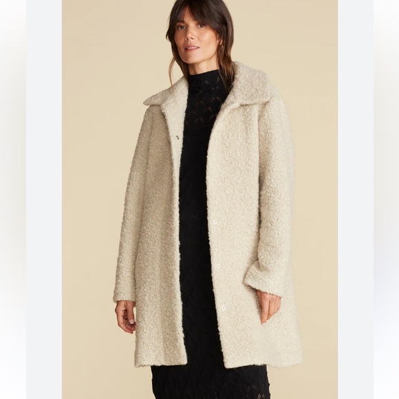 Amour Vert | Jackets & Coats | Amour Vert Noelle Sherpa 34 Length Coat ...